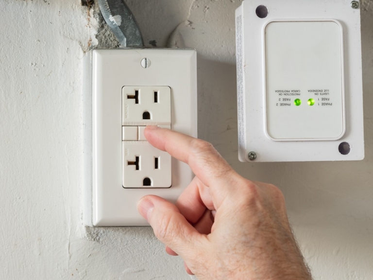 What is a GFCI Outlet and How Does It Work? | MTAEE