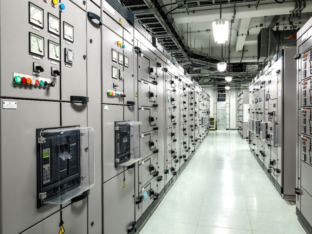 What is Switchgear? Types, How It Works, & More | MTAEE
