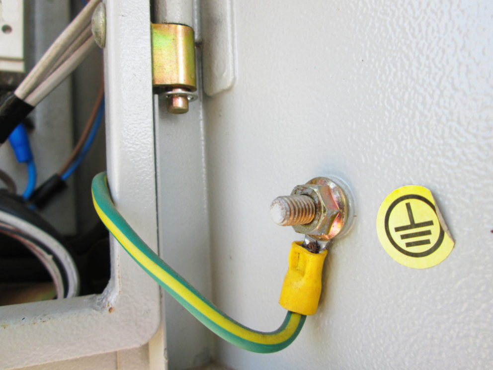 What is Grounding in Electricity? | MTAEE